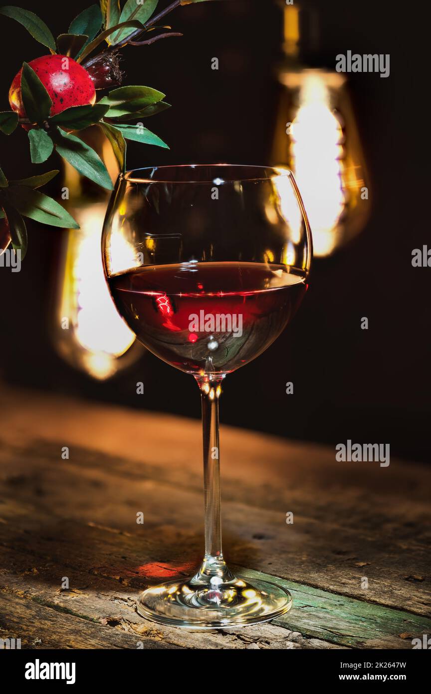 Wine glass and garnet Stock Photo - Alamy