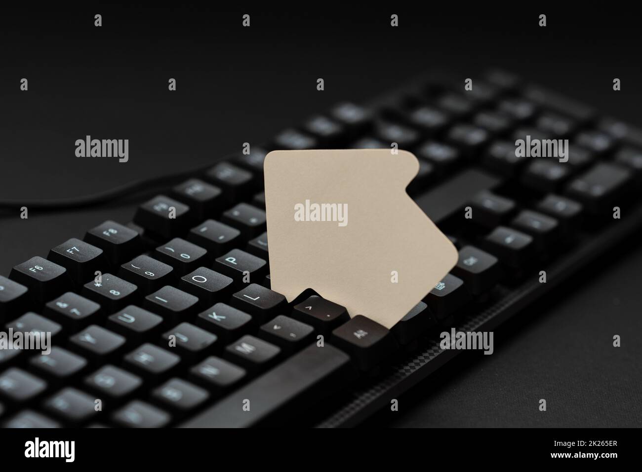 Writing Complaint Social Media, Reporting Bad Online Behavior, Global ...