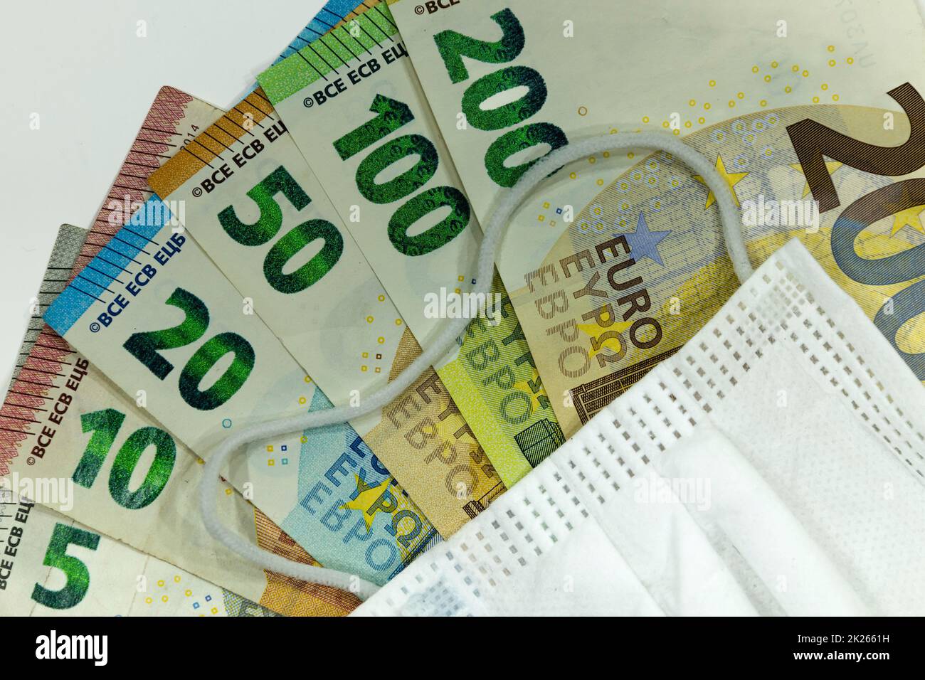 Euro face hi-res stock photography and images - Alamy