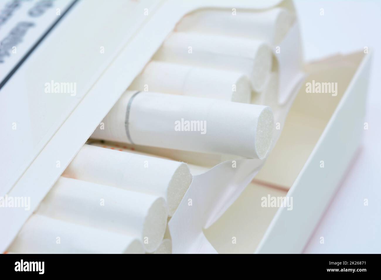 Cigar pack hi-res stock photography and images - Alamy