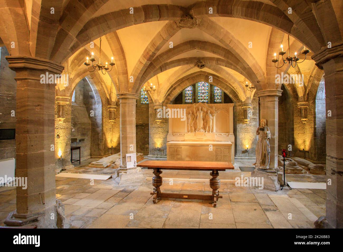 Crypt england uk hi-res stock photography and images - Alamy