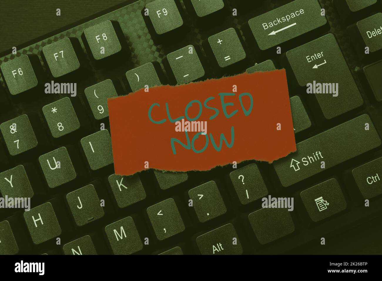 Text showing inspiration Closed Now. Internet Concept of a business ...