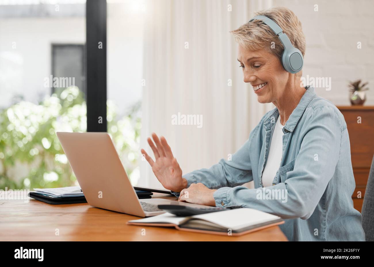 Laptop webinar, woman or video conference training on online zoom call ...