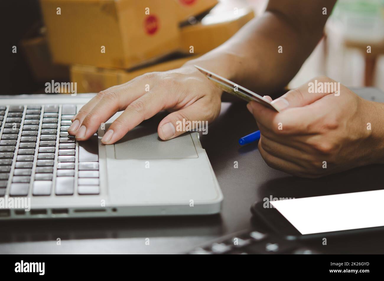 Using banking hi-res stock photography and images - Alamy