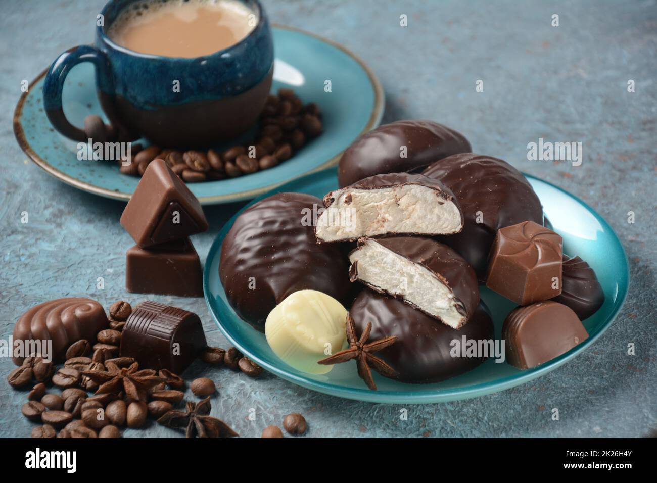 Gold bars sweets hi-res stock photography and images - Alamy