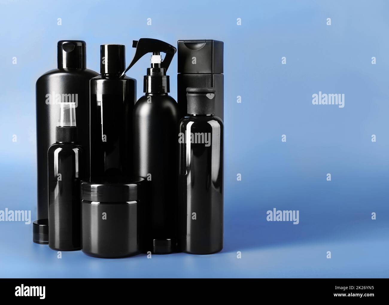 Generic containers hi-res stock photography and images - Alamy