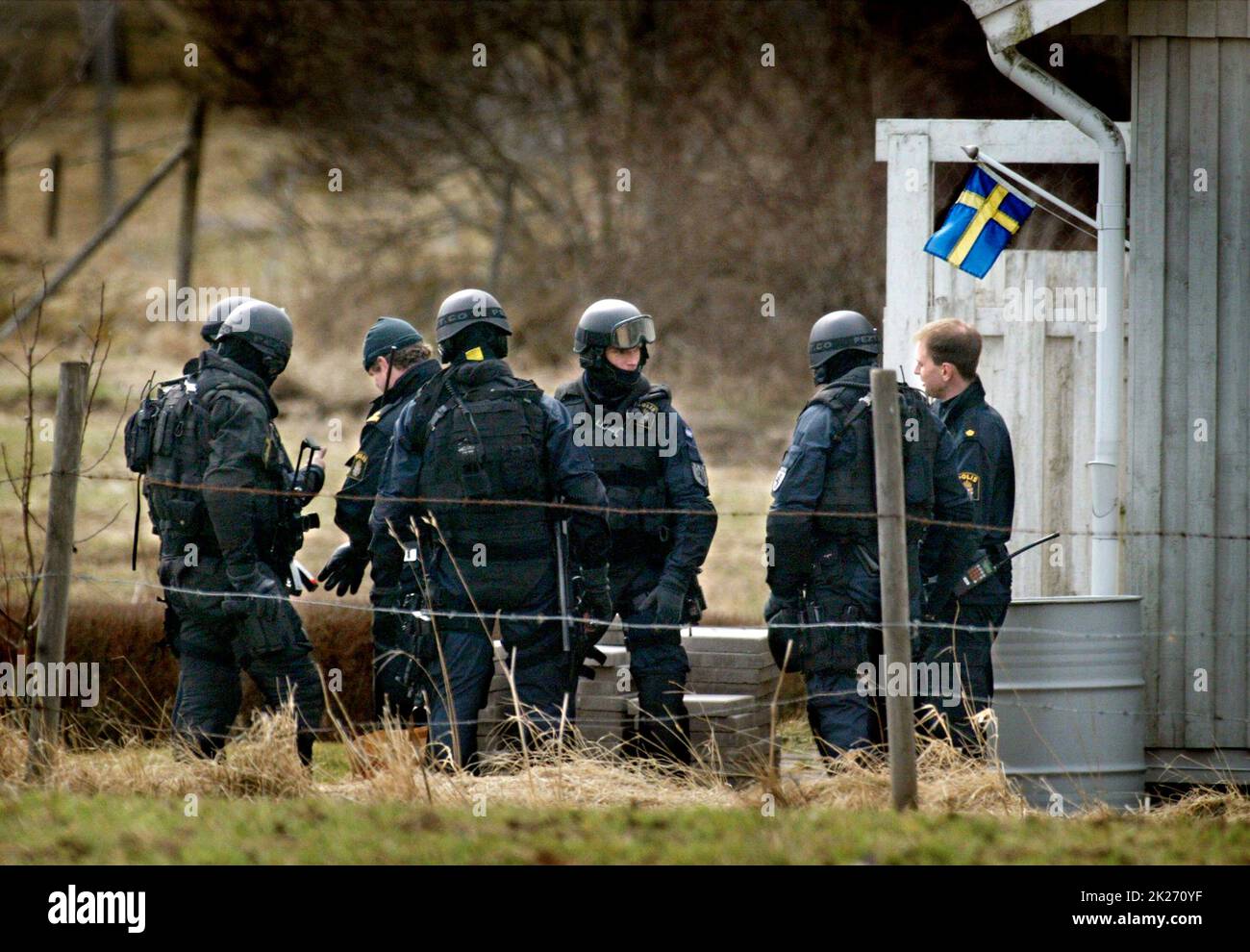 Polisens insatsstyrka hi-res stock photography and images - Alamy