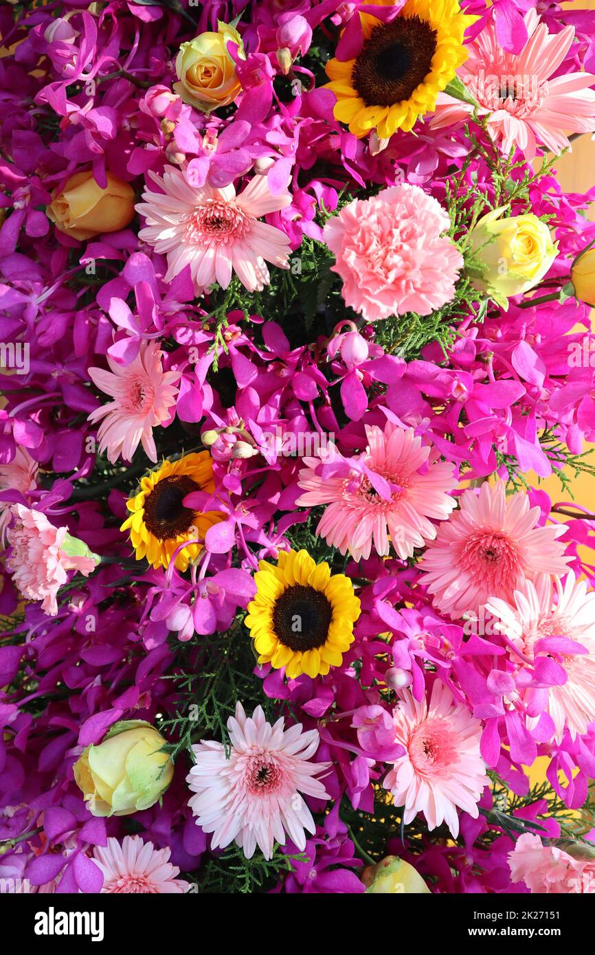 Colorful bouquet backgrounds are provided to decorate weddings It is a ...