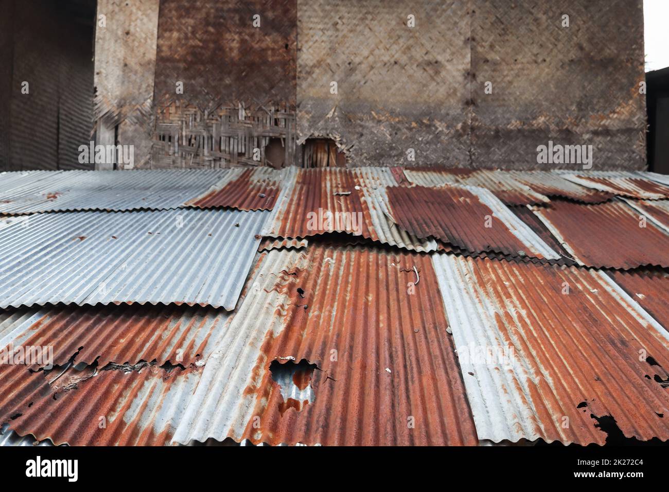 Rust that corrosion metal surfaces causes strange colors. The surface ...