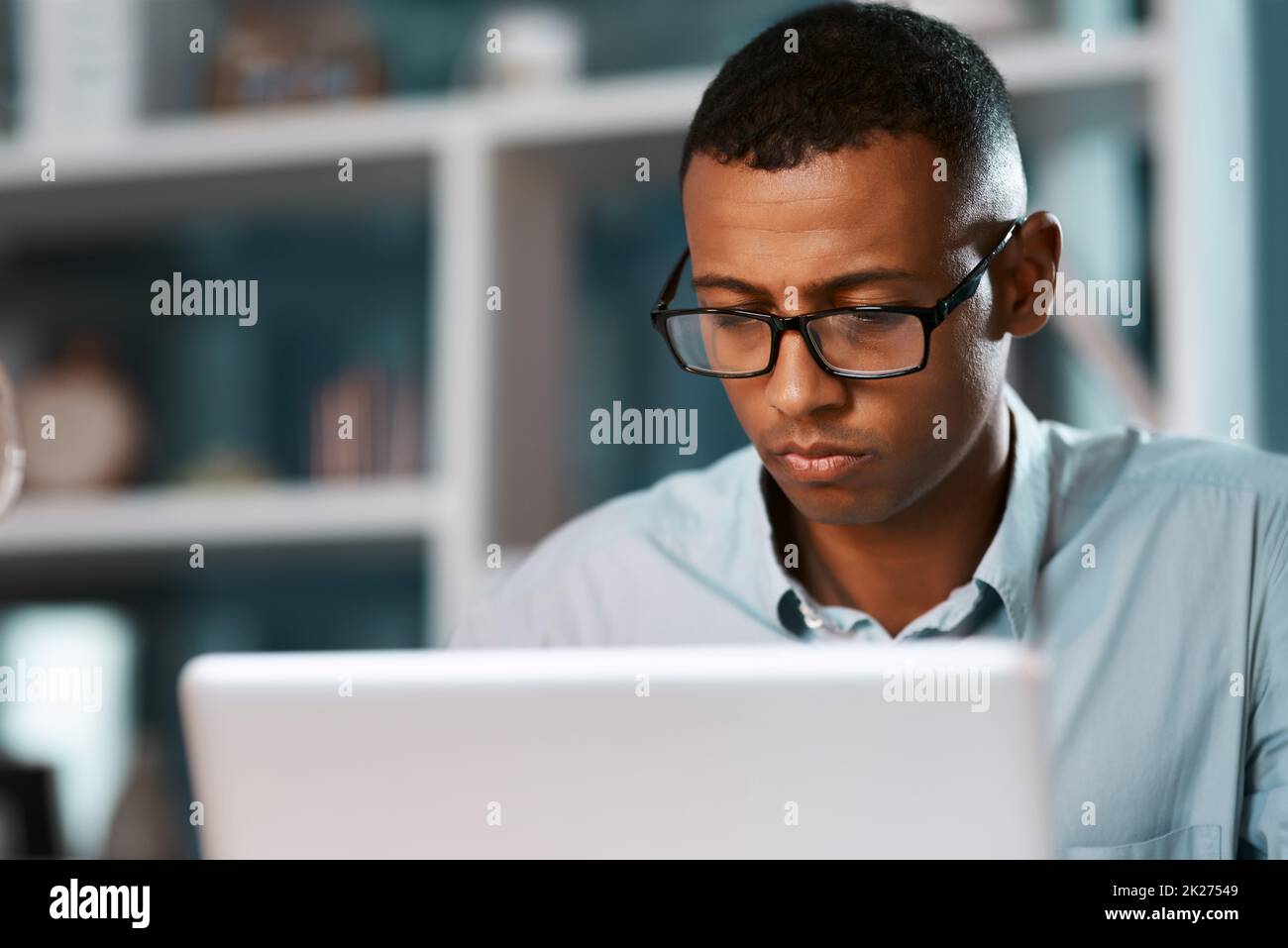 Shift men hi-res stock photography and images - Alamy