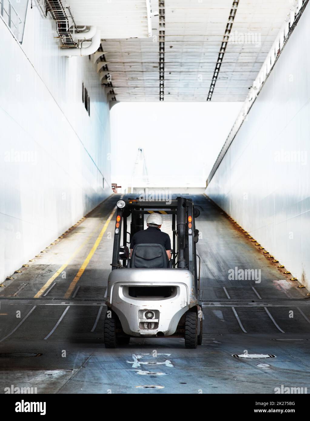Vehicle ramp hi-res stock photography and images - Alamy