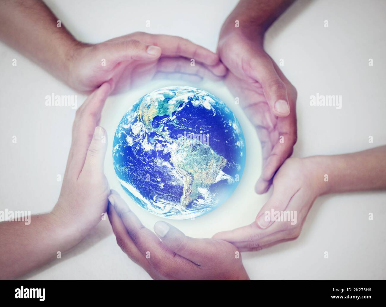 Planet earth and human hands hi-res stock photography and images - Alamy
