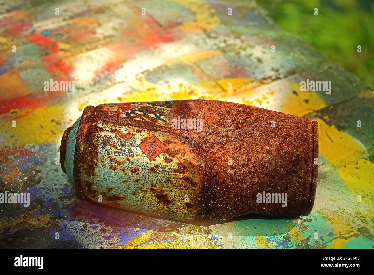 Spray can hi-res stock photography and images - Alamy