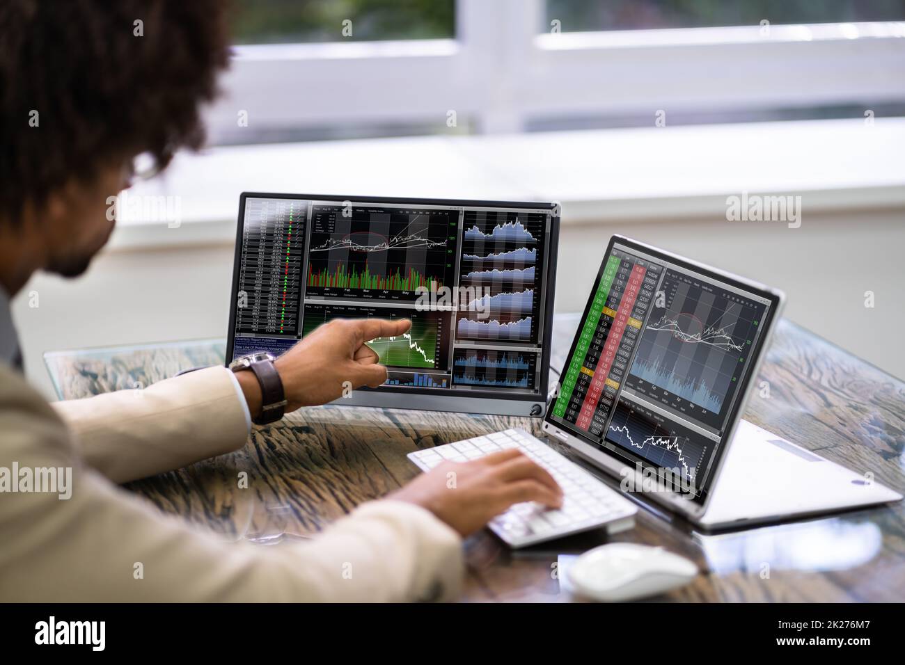 American trading house hi-res stock photography and images - Alamy