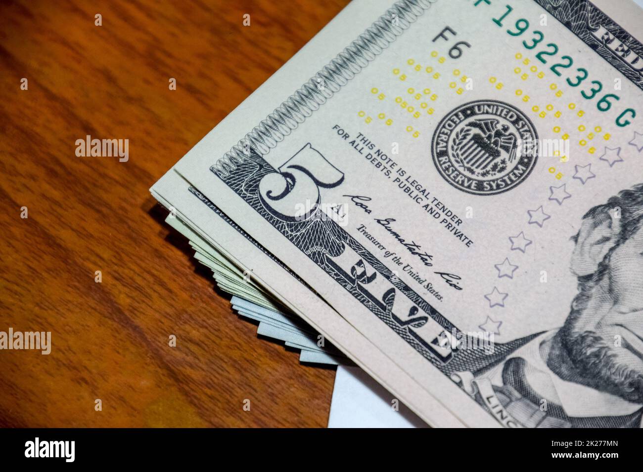 American restaurant bill receipt hi-res stock photography and images ...