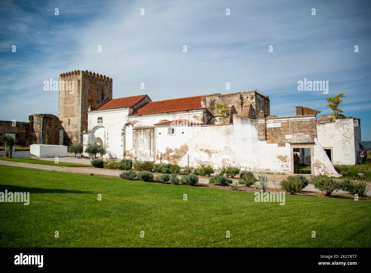Castelo de moura hi-res stock photography and images - Alamy
