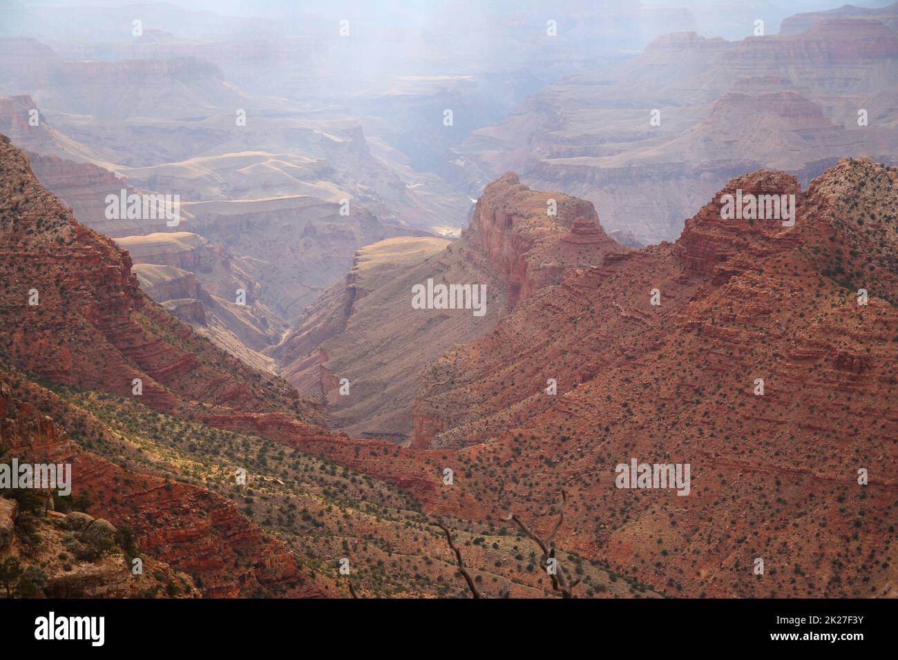 The shapes and shadows of the rocks in the Grand Canyon National Park ...