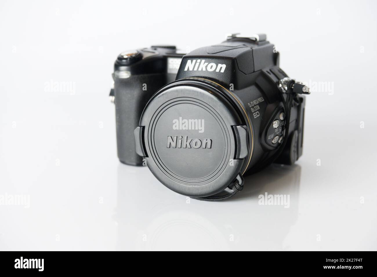 Bridge camera hi-res stock photography and images - Alamy