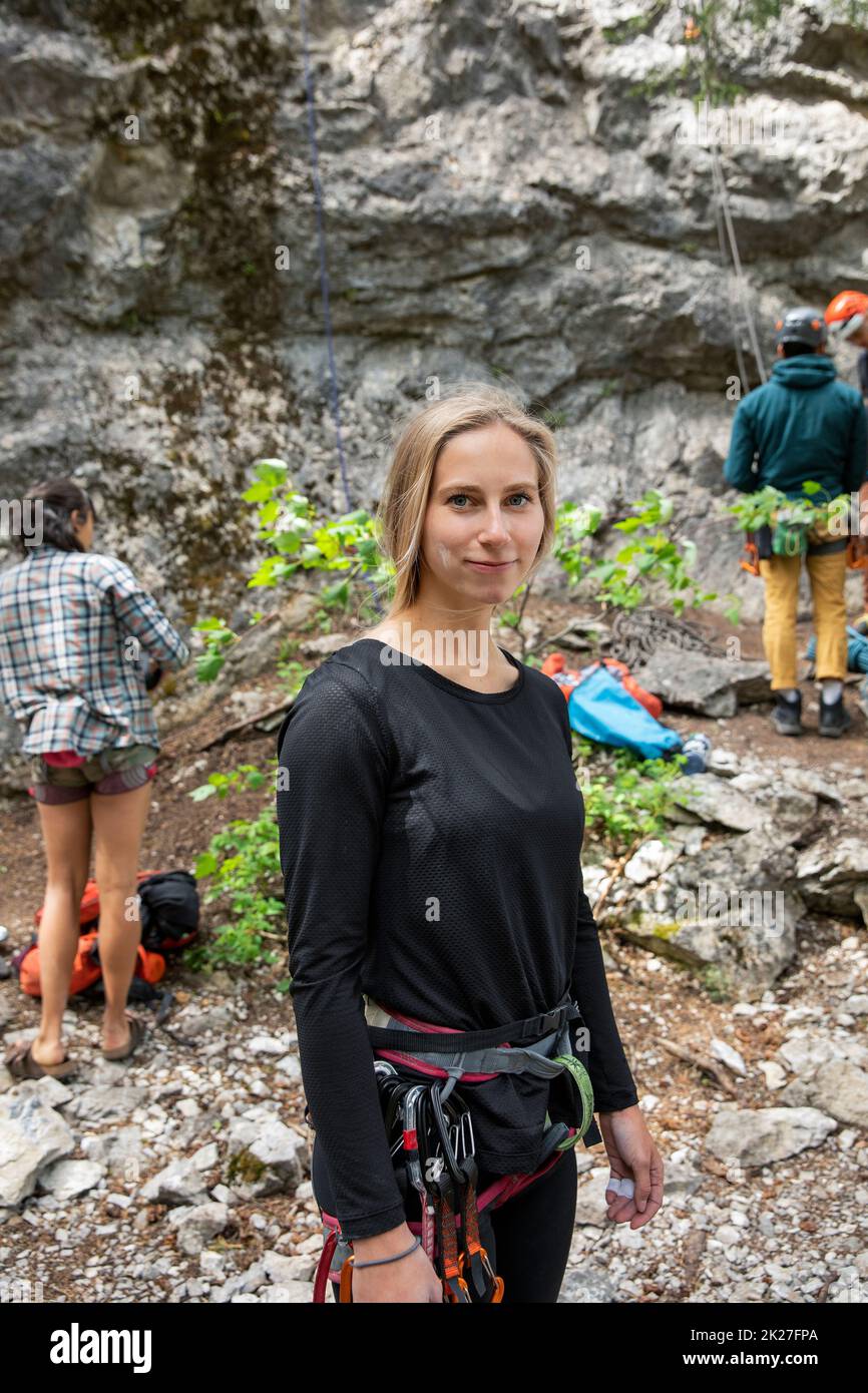 Female climber rock hi-res stock photography and images - Alamy