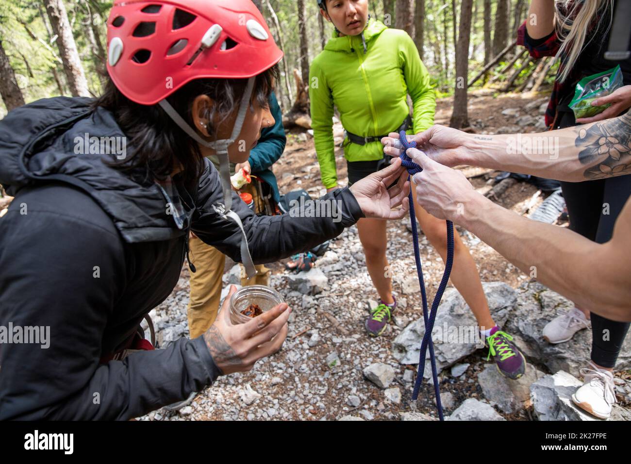Learning to tie a rope knot hi-res stock photography and images - Alamy