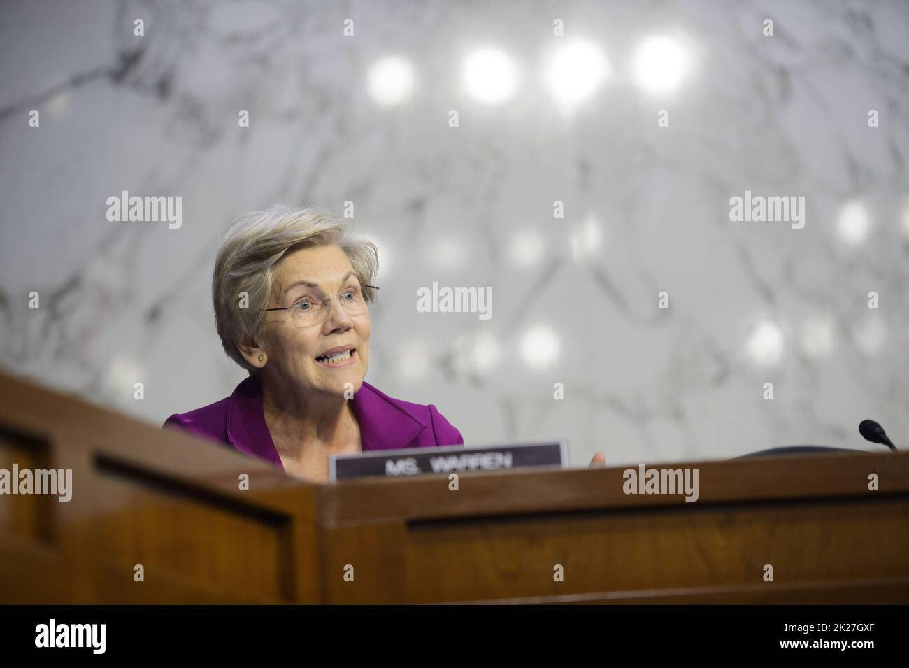 Elizabeth banks 2022 hi-res stock photography and images - Alamy