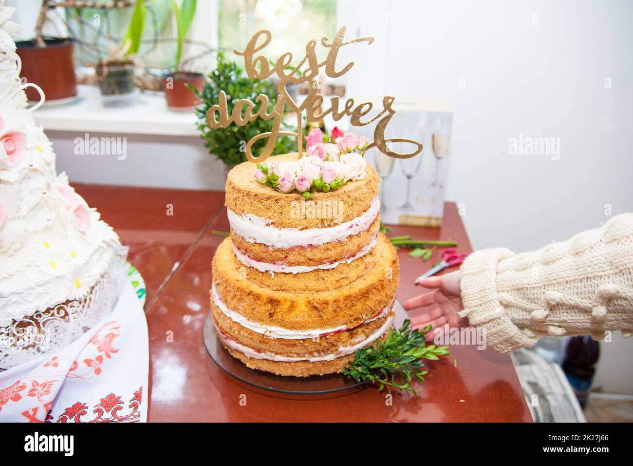 Beautiful cake design hi-res stock photography and images - Alamy