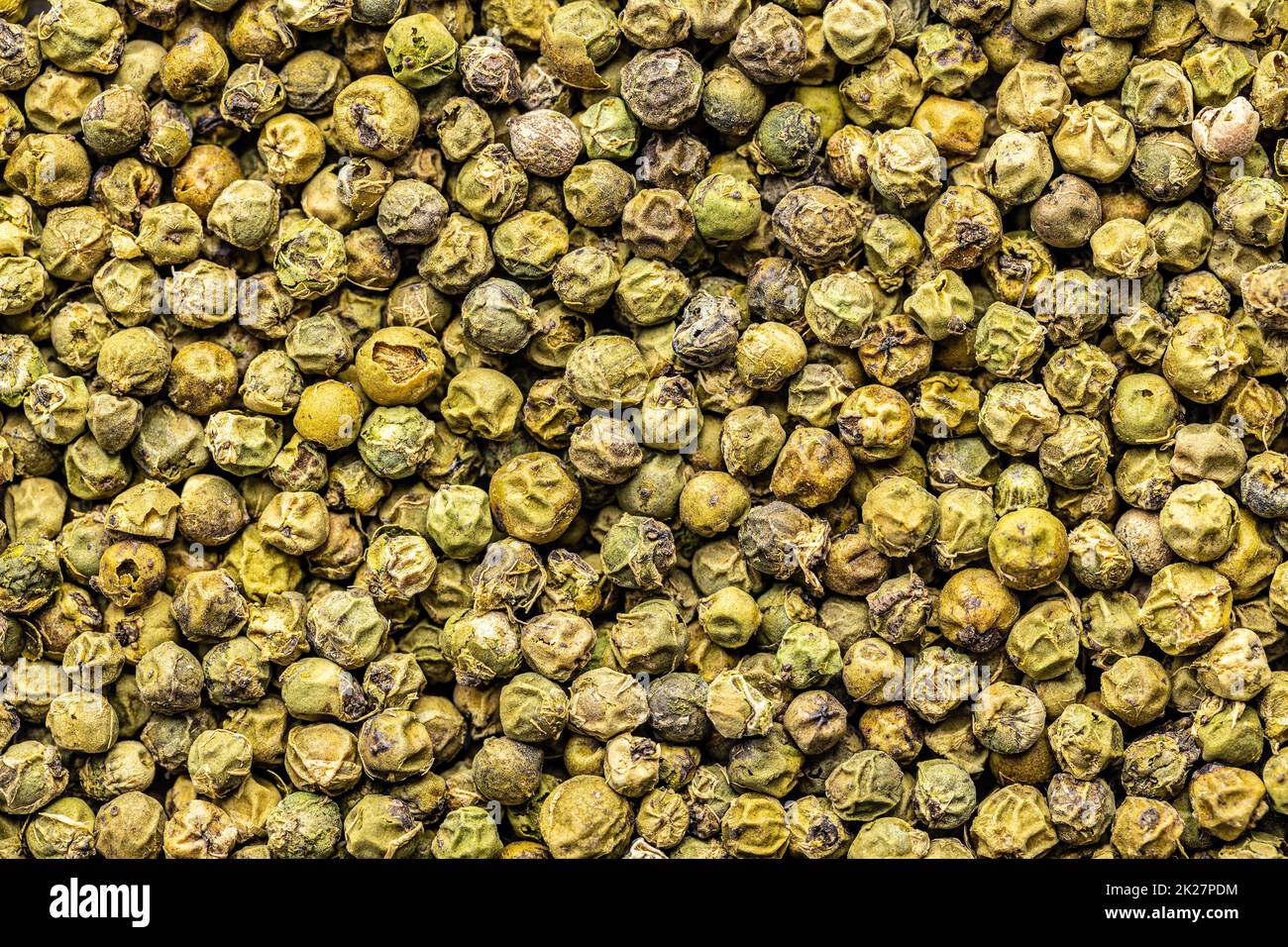 Dried green peppercorn. Dry green pepper spice Stock Photo - Alamy