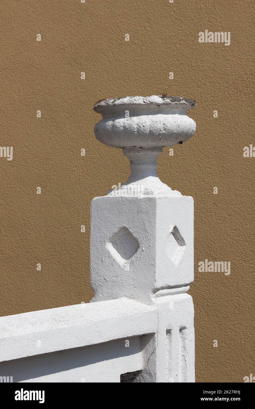 Plaster column hi-res stock photography and images - Alamy