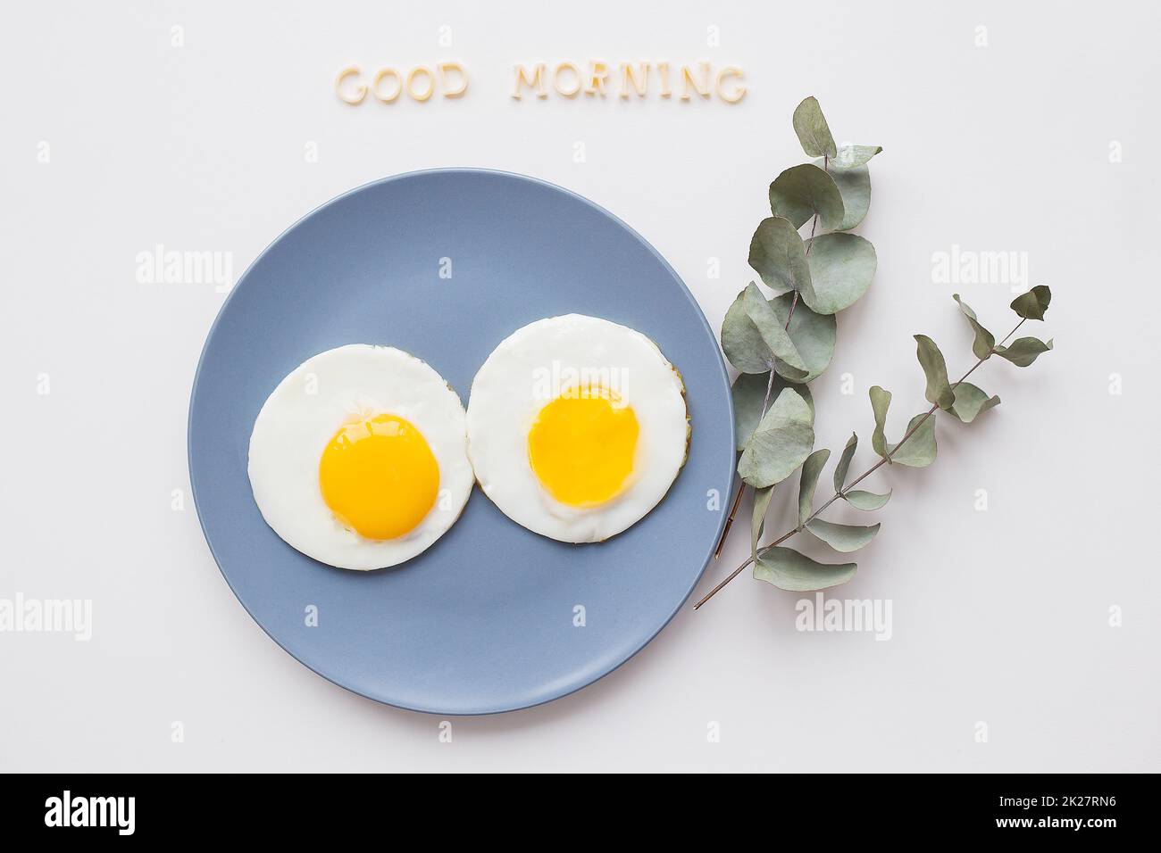 Two fried eggs on toast hi-res stock photography and images - Alamy