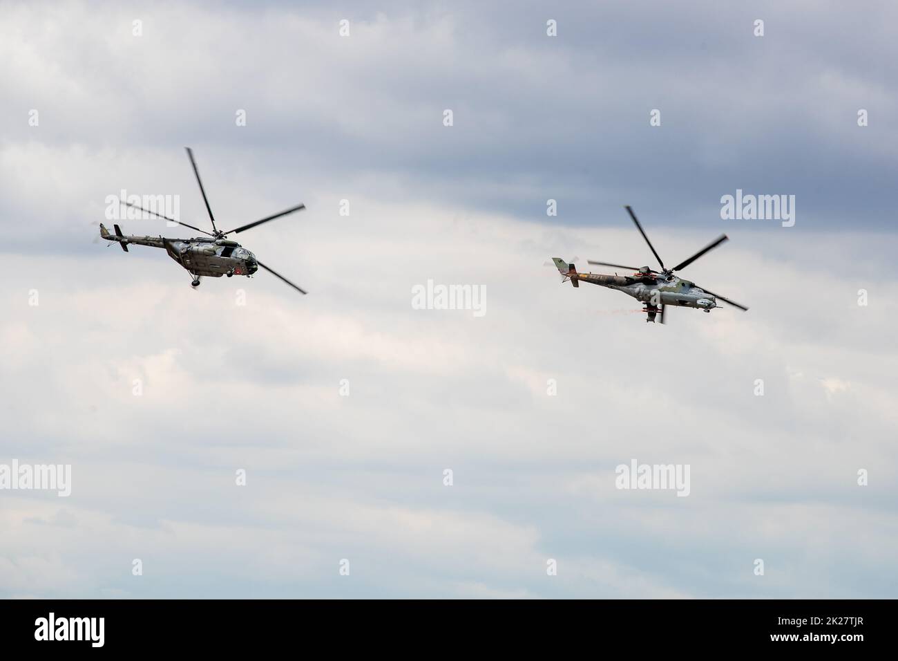Czech Air Force Mil Mi-24V Attack Helicopter & Mi-171Sh Combat ...