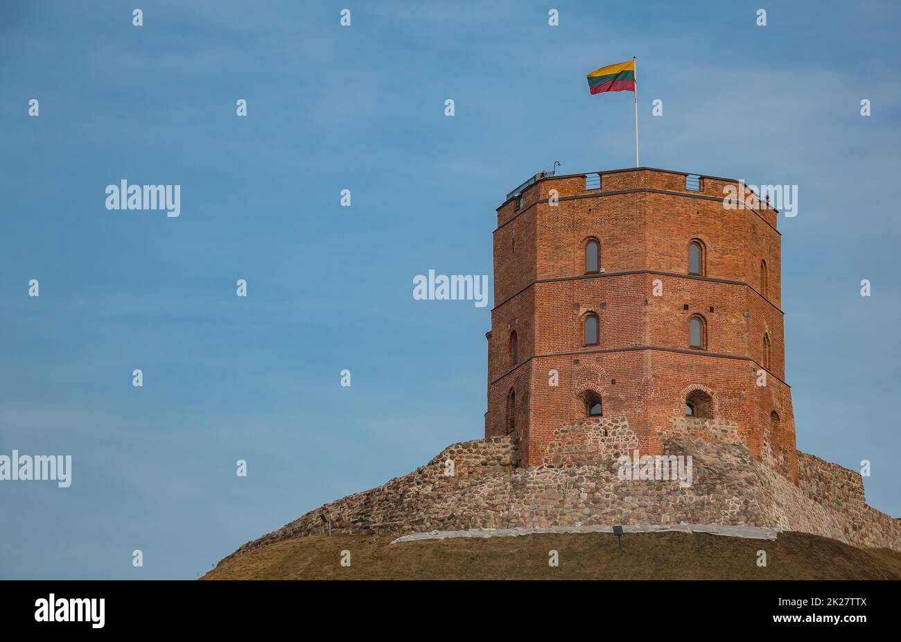 Monument to gediminas hi-res stock photography and images - Alamy