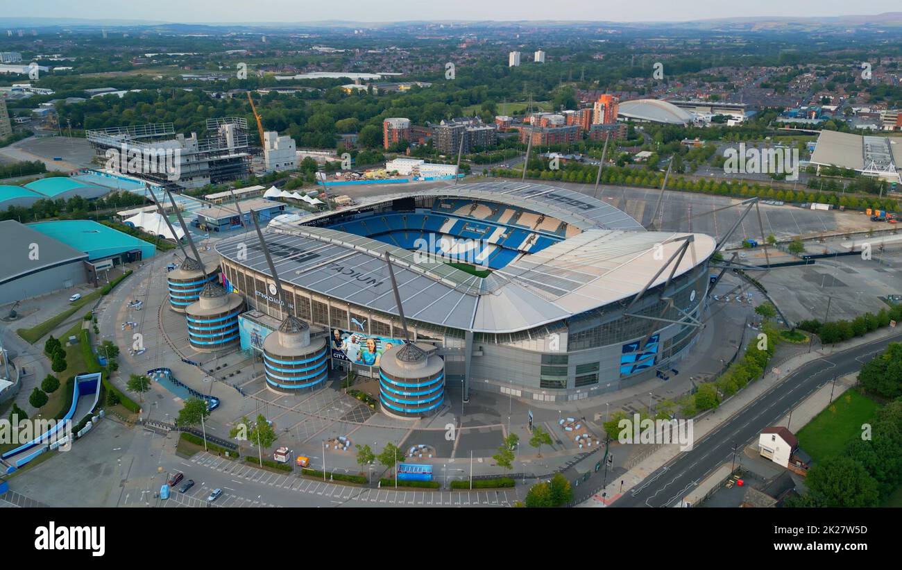 Aerial view of the etihad stadium hi-res stock photography and images ...