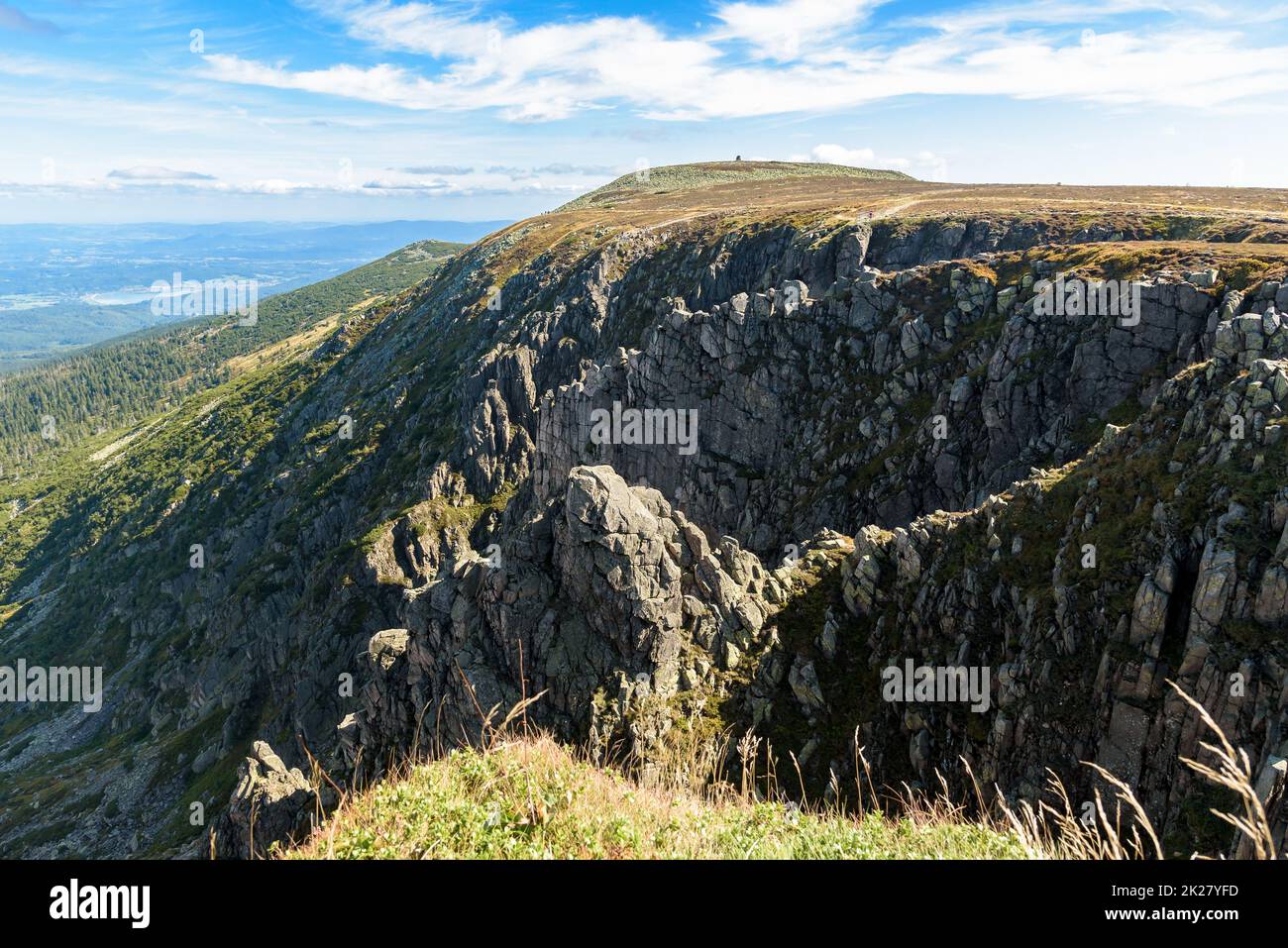 Giant mountain rock view hi-res stock photography and images - Alamy