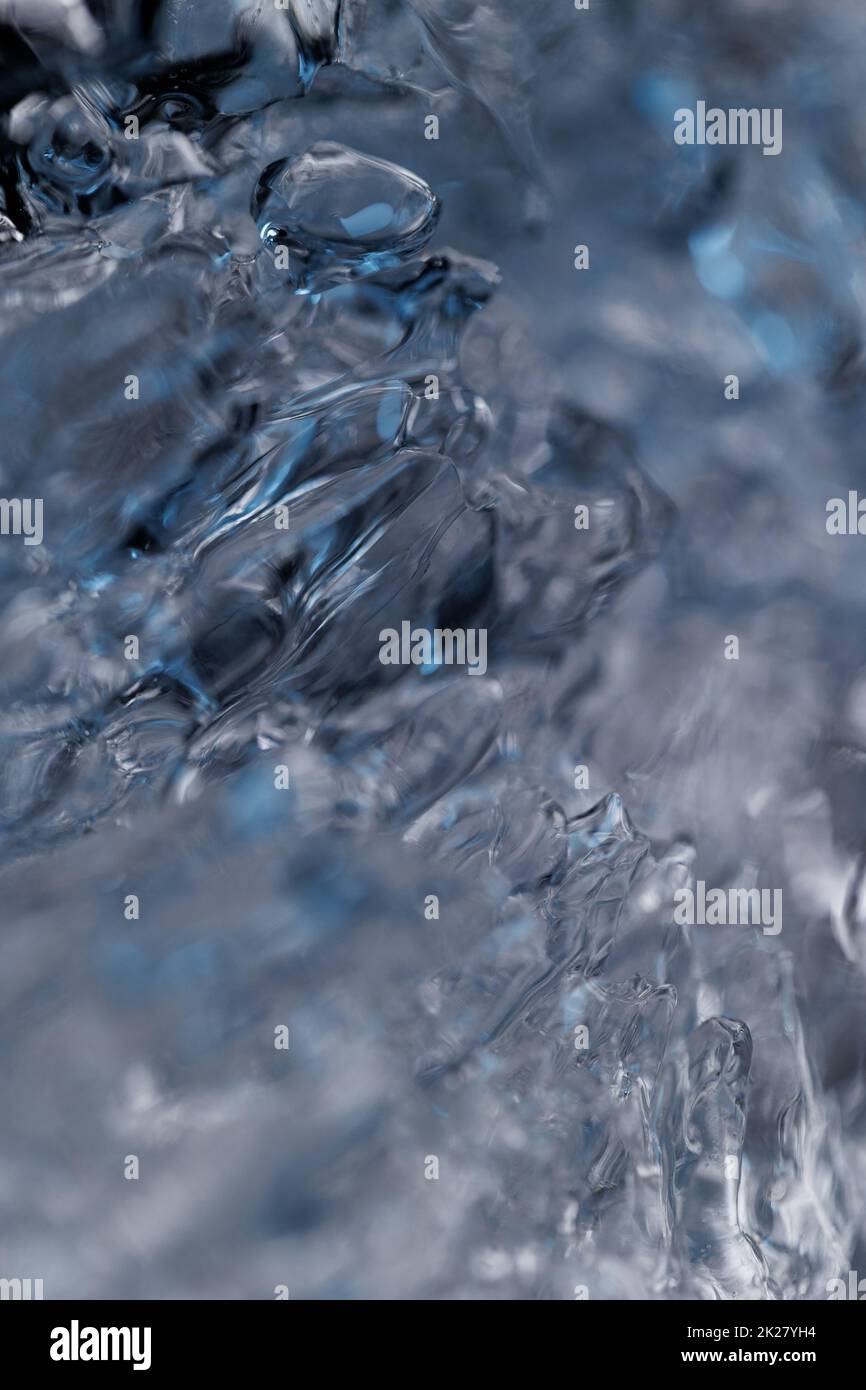 Melting ice sculpture hi-res stock photography and images - Alamy