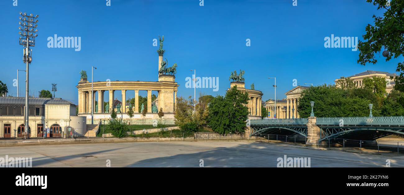 Heroes Square in Budapest, Hungary Stock Photo - Alamy