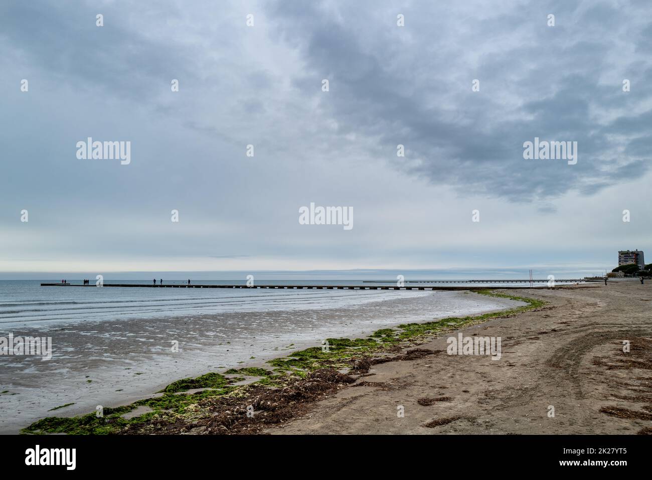 Deserted Sandy Beach Stock Photo - Alamy