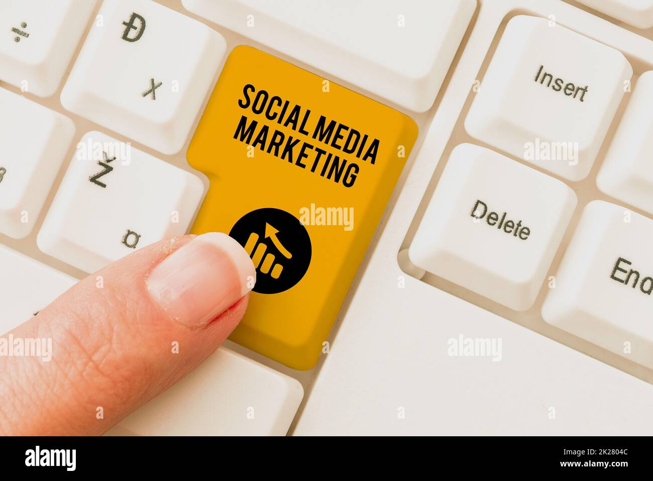 Hand writing sign Social Media Marketing. Concept meaning use of ...