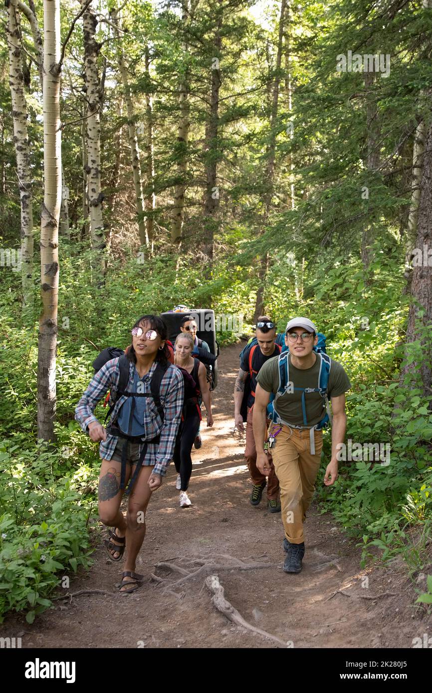 Black friends hiking hi-res stock photography and images - Alamy
