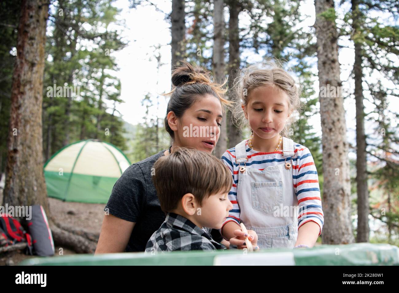 6 7 camping in campsite hi-res stock photography and images - Alamy