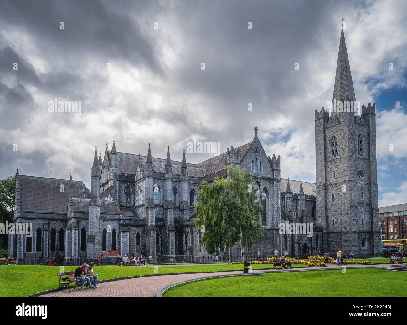 Visiting the cathedral hi-res stock photography and images - Alamy