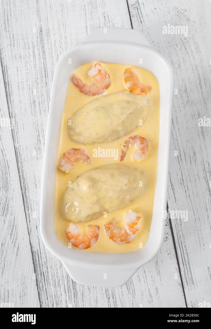 Fish quenelle hi-res stock photography and images - Alamy