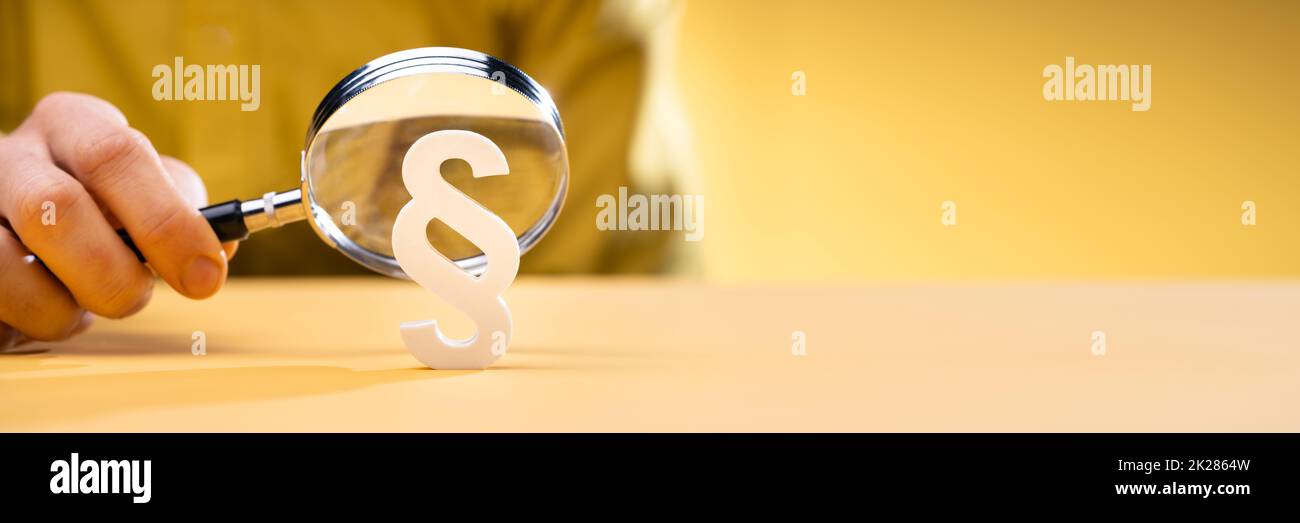 Paragraph Sign Or Law Symbol Stock Photo - Alamy