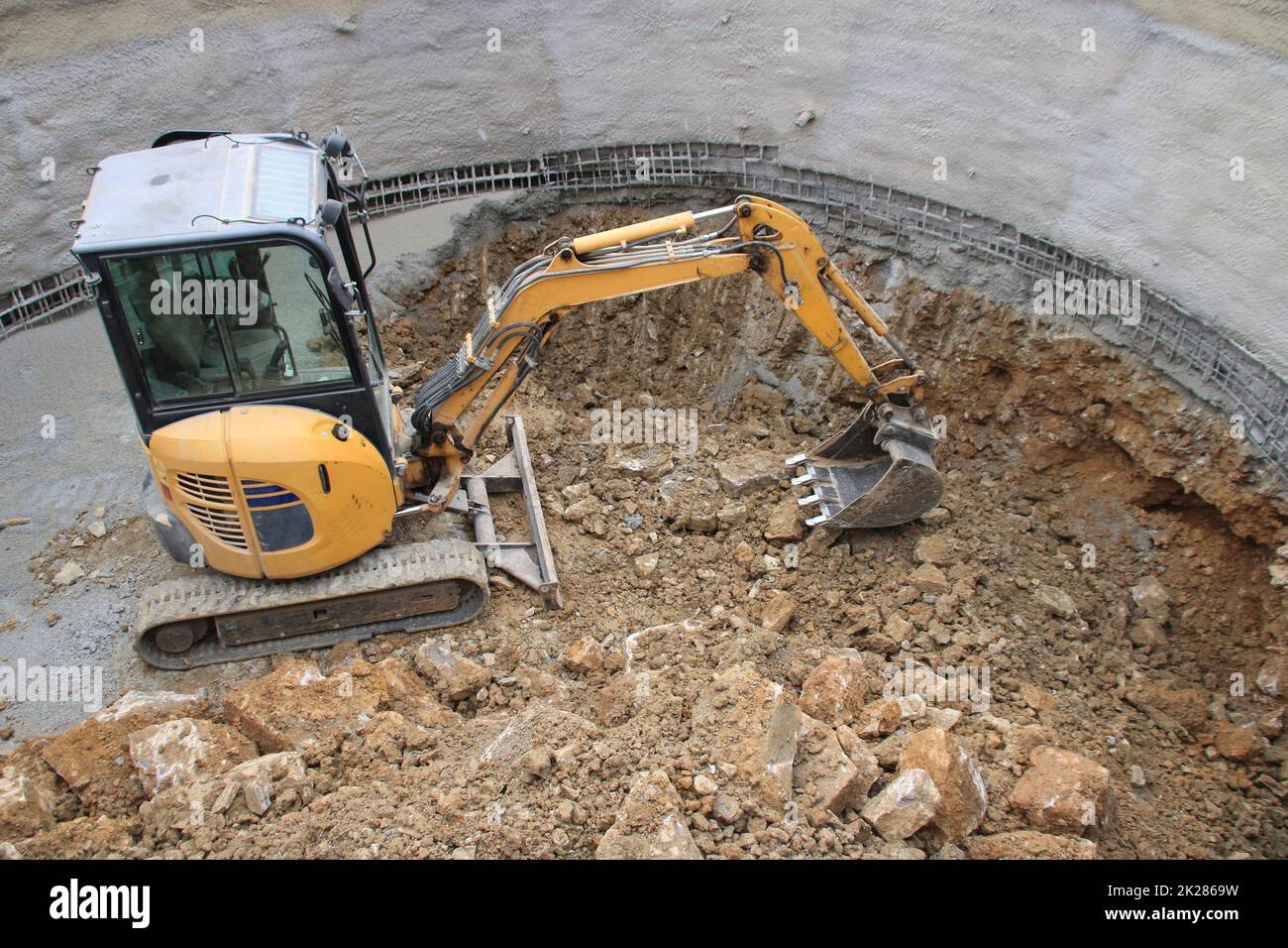 Excavator plant hi-res stock photography and images - Alamy