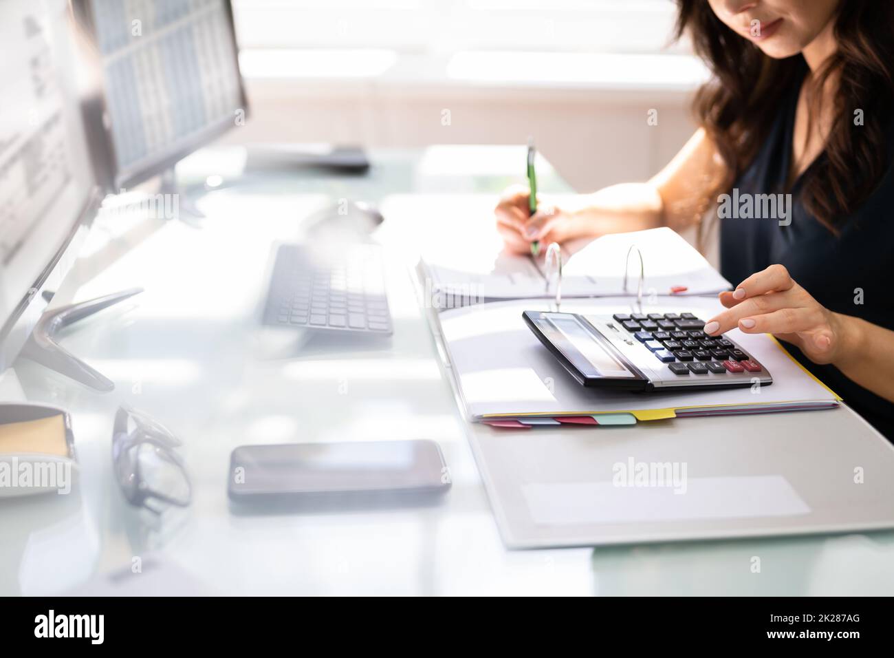 Ledger accountant hi-res stock photography and images - Alamy