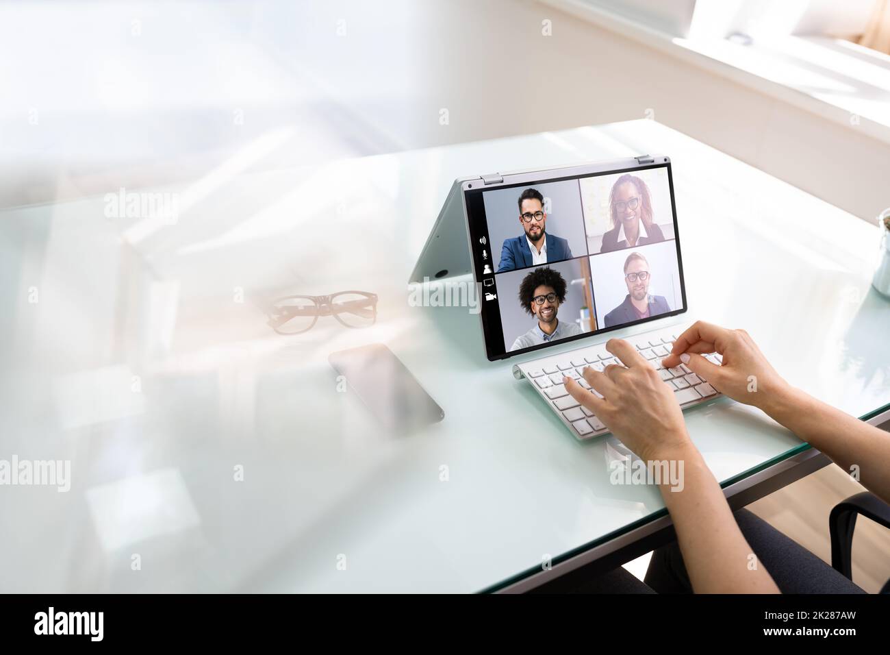 Virtual call women hi-res stock photography and images - Alamy