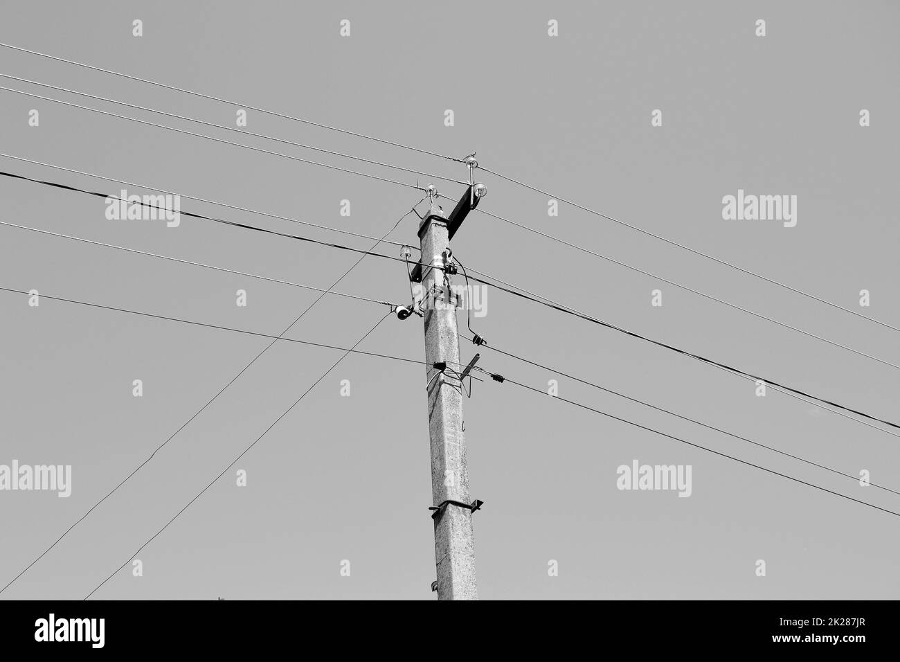 High voltage transmission line close up hi-res stock photography and ...