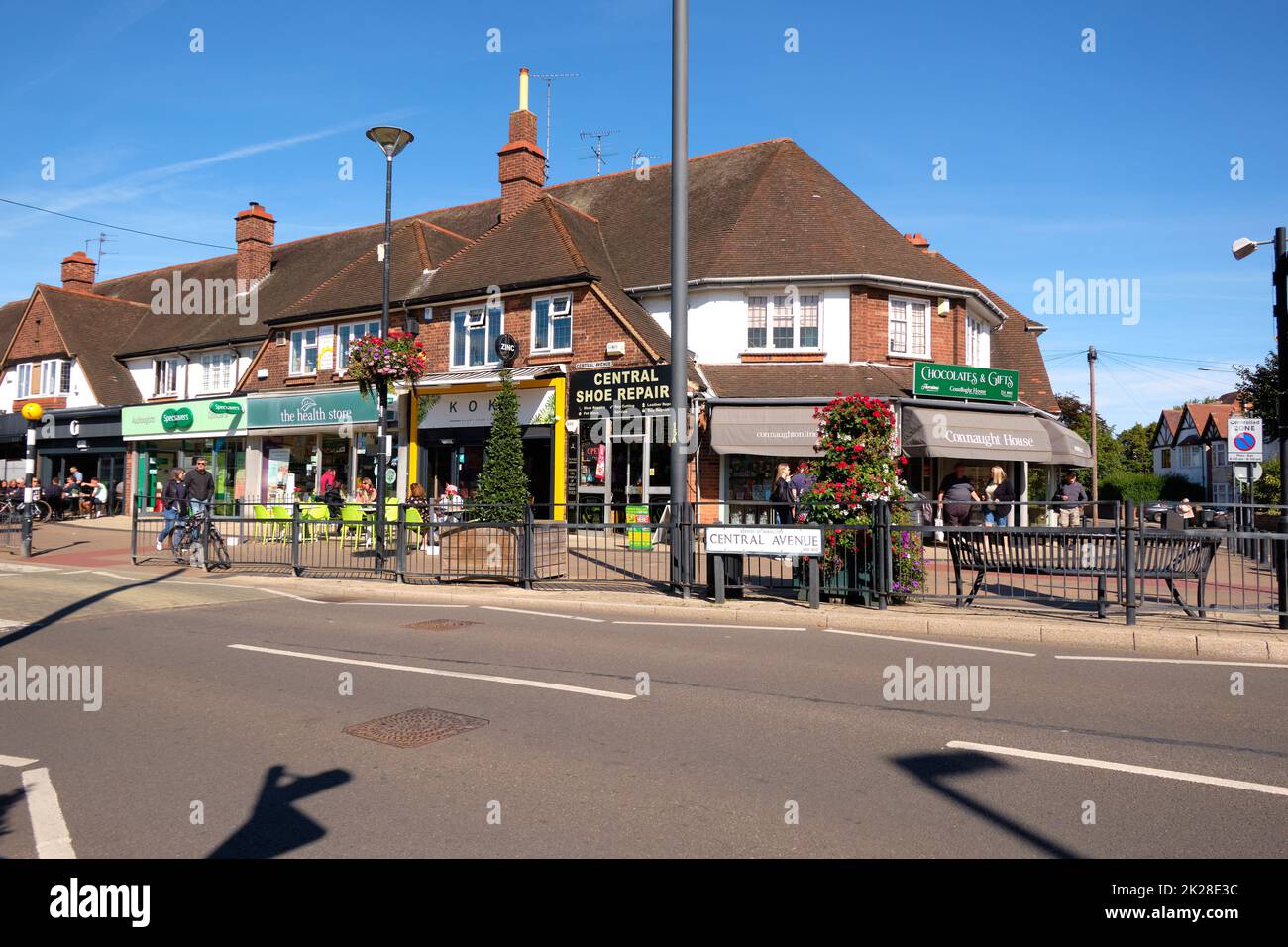 High street scene in West Bridgford, Nottingham, UK Stock Photo - Alamy