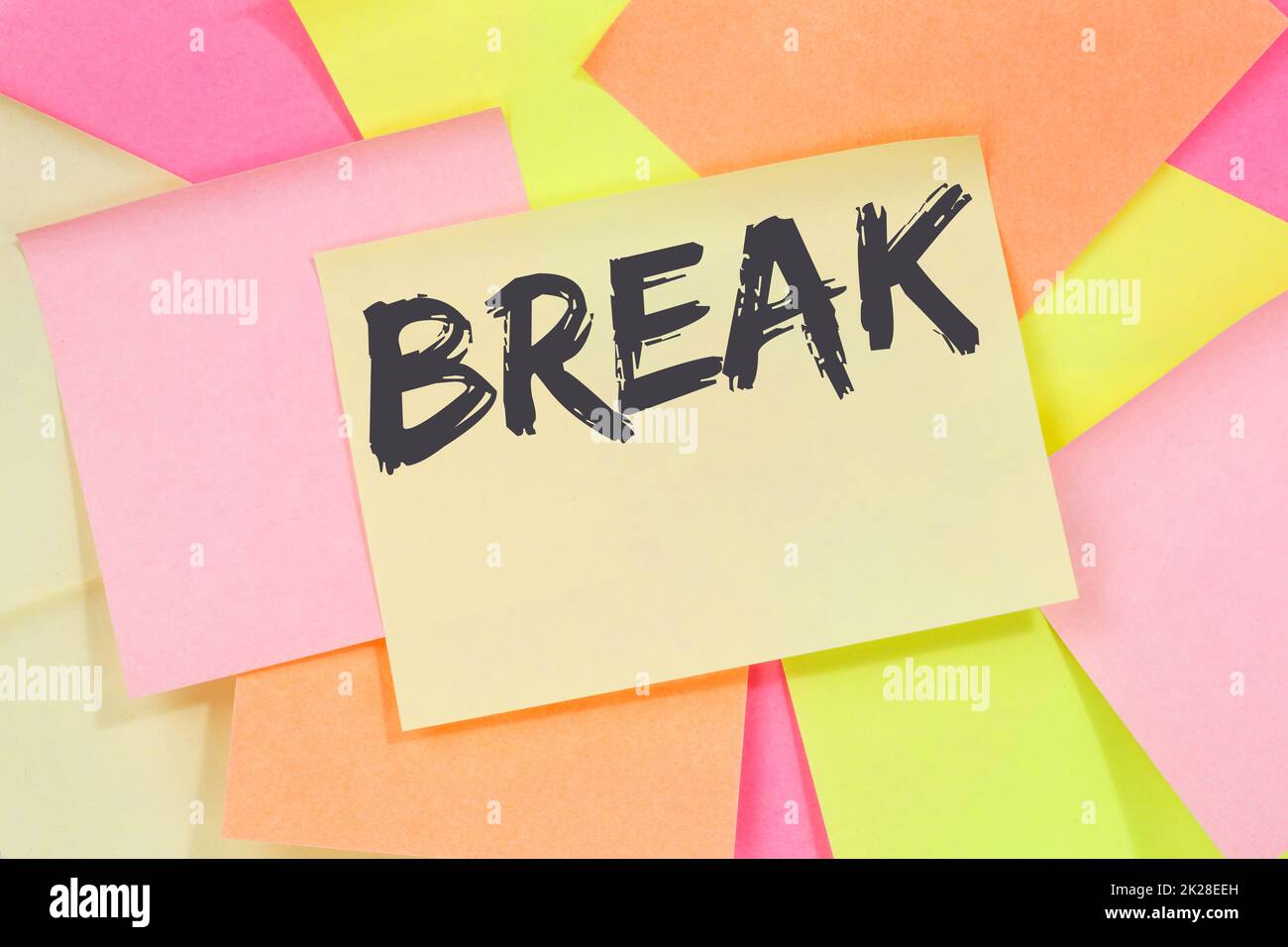 Lunch break notice paper hi-res stock photography and images - Alamy