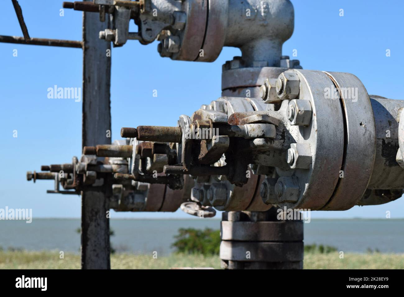 Equipment of an oil well Stock Photo - Alamy