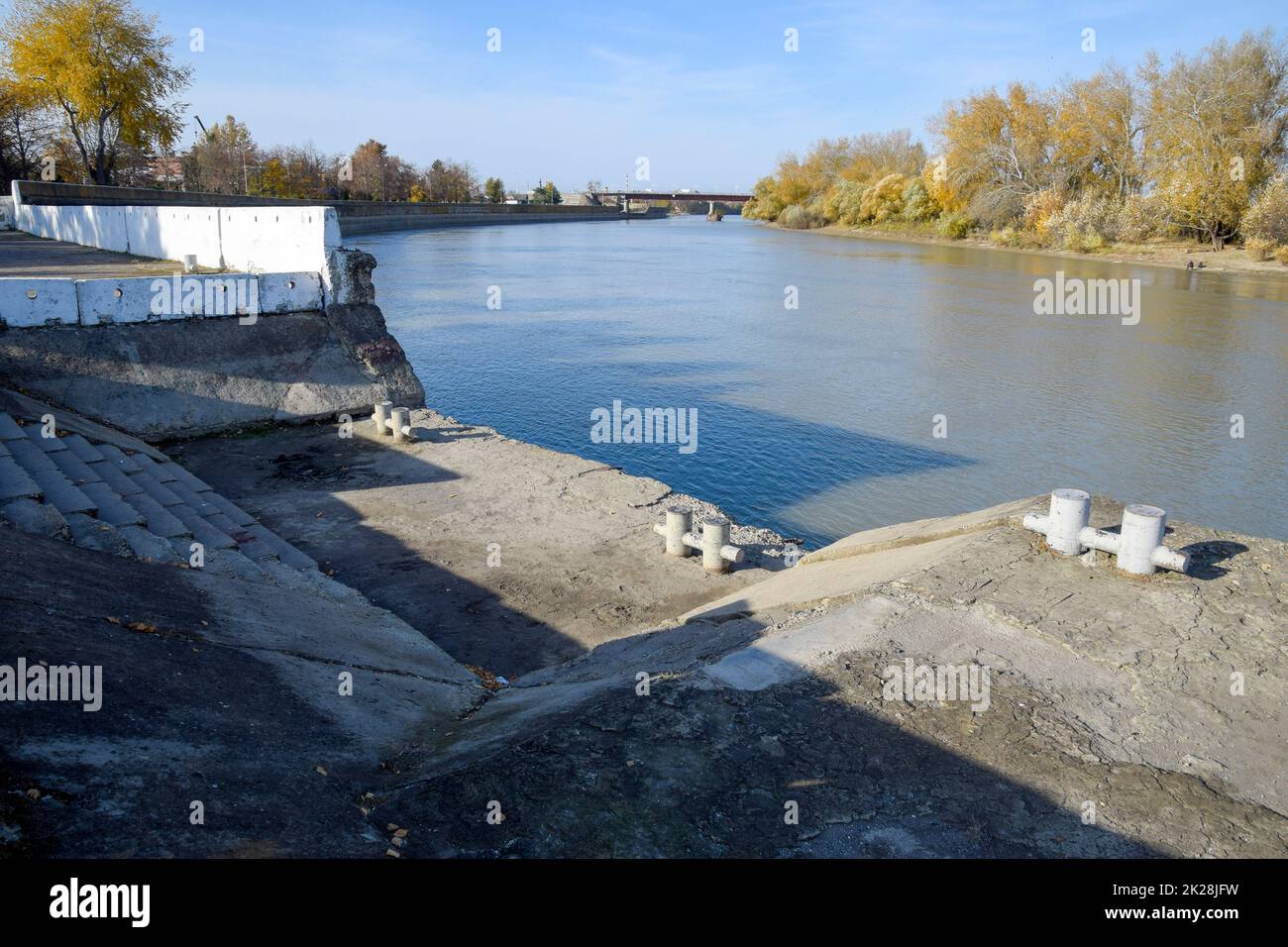 Pier on the river station. Mooring devices. platform for gatheri Stock ...